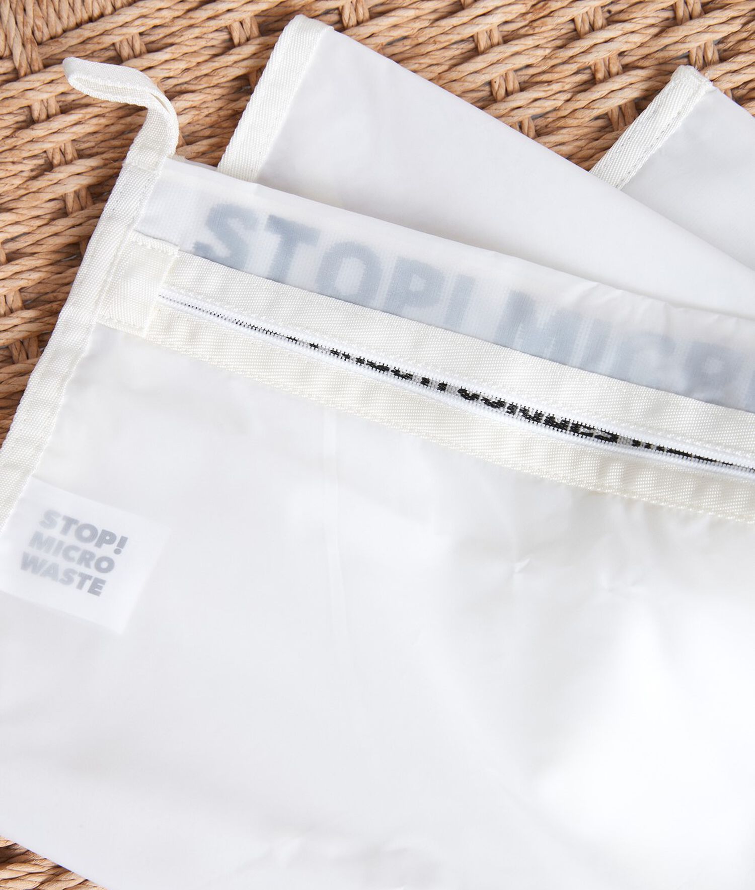 Der Waschbeutel GUPPYFRIEND Damen | WEISS | Maison 123